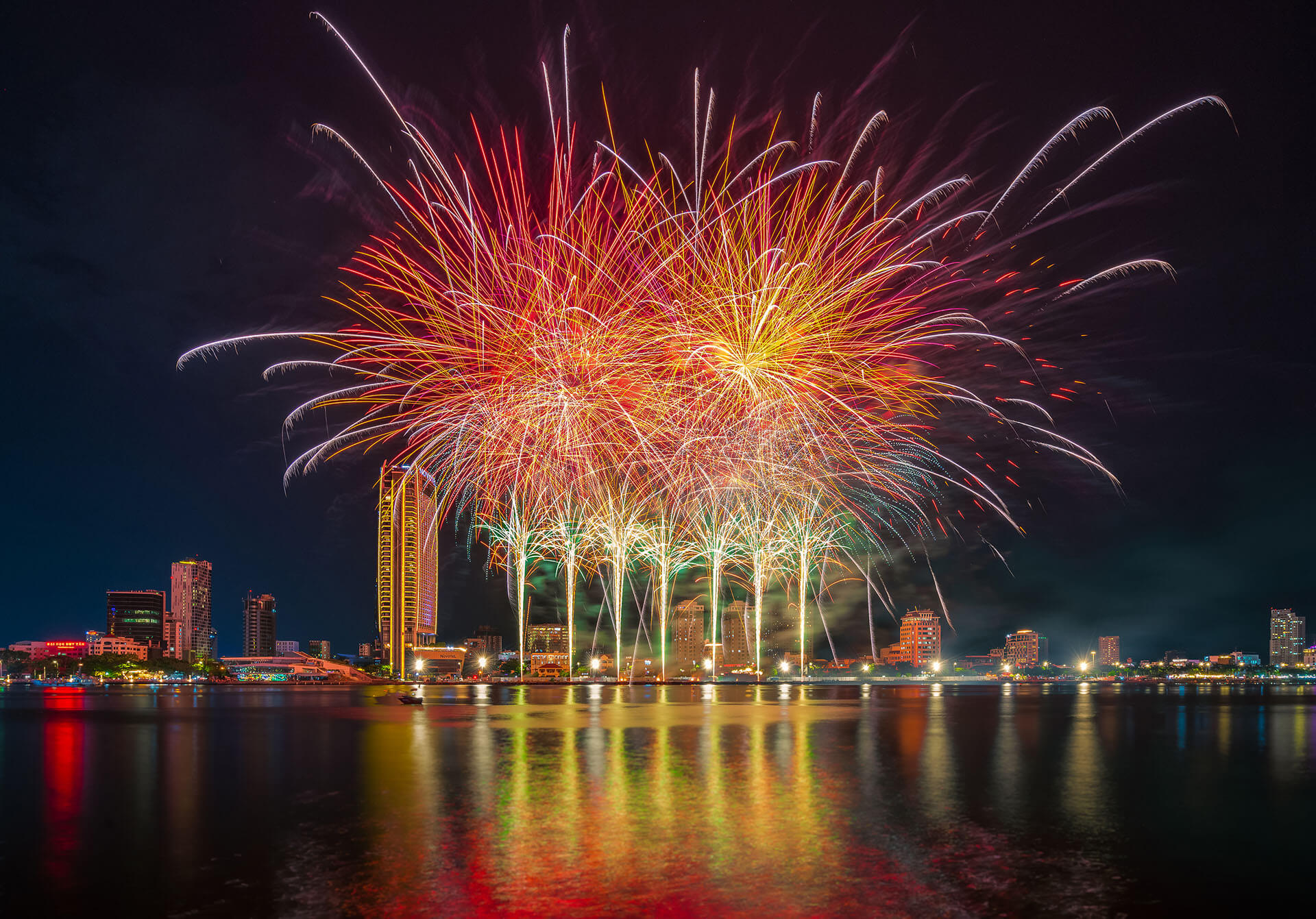 [HOT] 3-DAY-2-NIGHT ITINERARY for Danang International Fireworks ...